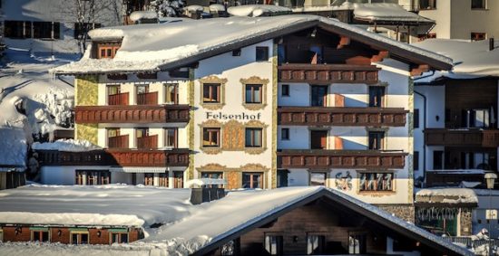 Hotel Felsenhof in Lech | Wintersport & Urlaub in den Bergen
